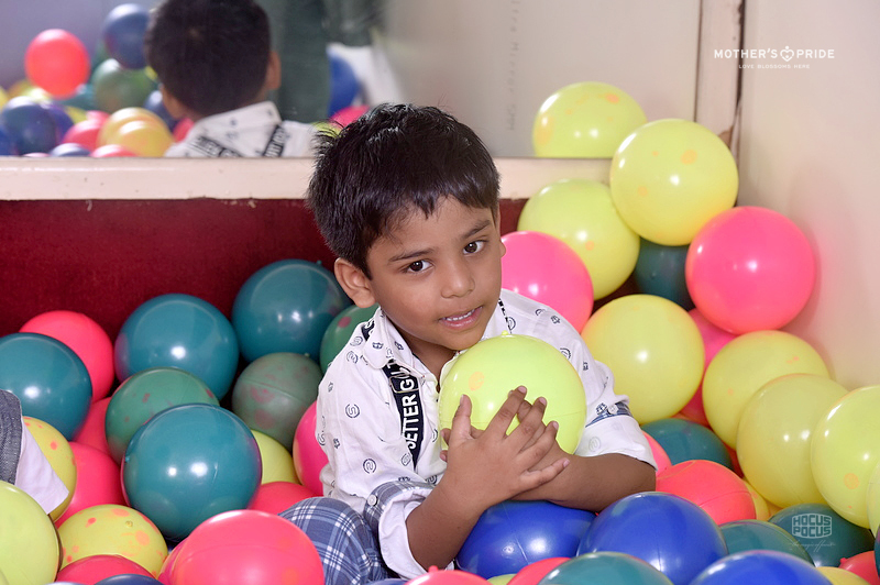 DEVESH GOEL - Gallery Preview - Mothers Pride Kids Gallery